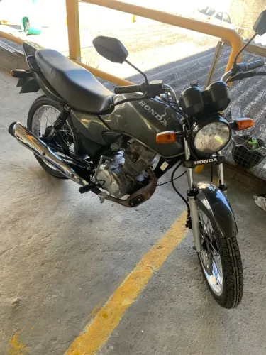 Motos Honda CG 125 FAN / FAN KS / 125 I FAN no Brasil