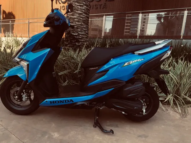 Motos Honda Elite no Brasil