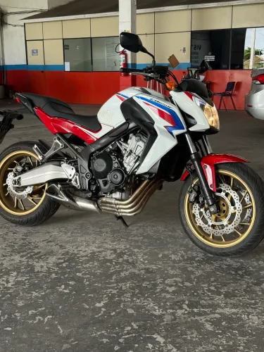 Motos Honda CB 650f no Brasil