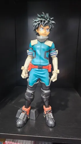 "boneco midoriya" no Brasil