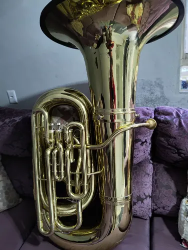 "tubas instrumentos" no Brasil