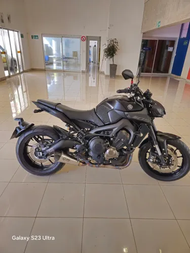 Motos Yamaha MT-09 2020 no Brasil