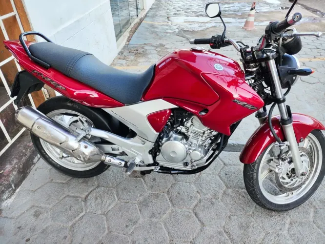 Motos Yamaha Fazer 2008 no Brasil