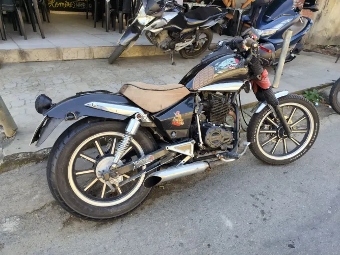 Motos Dafra Kansas no Brasil