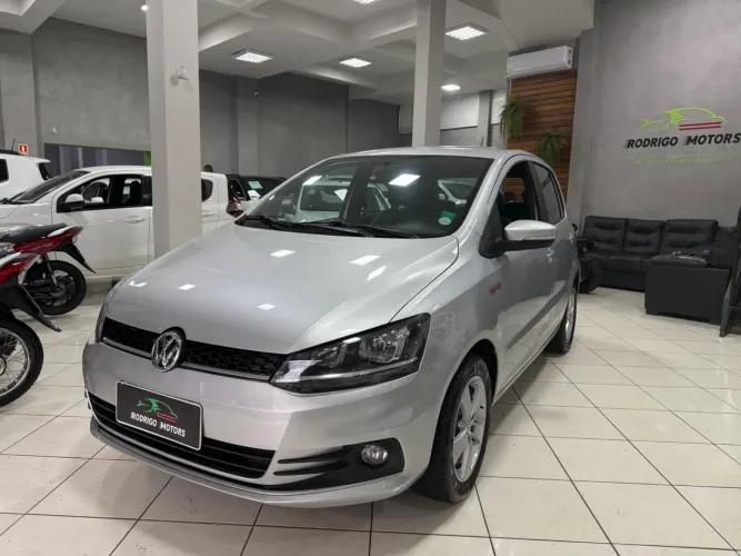 Volkswagen Fox Rock IN RIO 1.6 MI Total Flex 8V 5P Usados e Novos