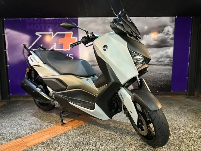 Motos Yamaha XMax 250 ABS 2025 no Brasil