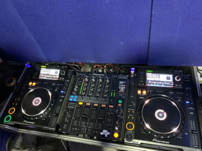 "cdj 2000" no Brasil