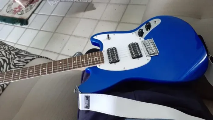 "guitarra fender mustang" - Instrumentos musicais no Brasil