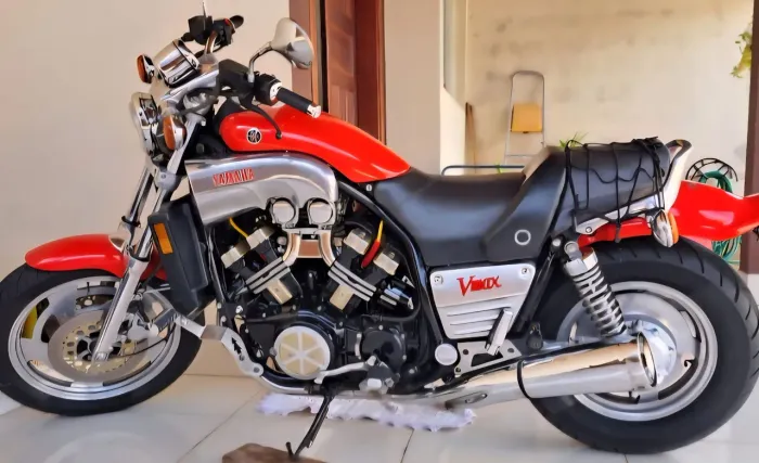 Motos Yamaha V-Max 1200 no Brasil