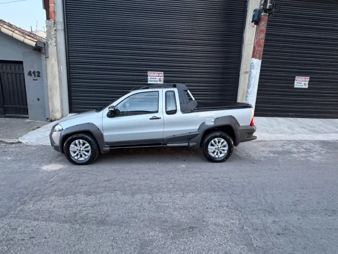 Fiat Strada Adventure 1.8/ 1.8 Locker Flex CE Usados e Novos