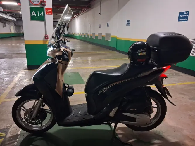 Motos Honda SH 150i/dlx no Brasil