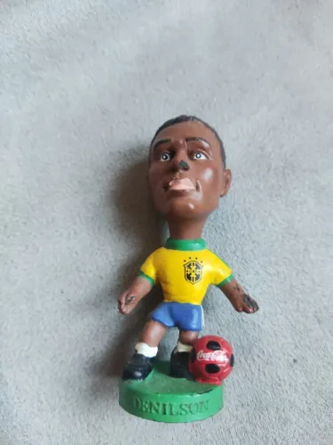 "mini craque da copa" no Brasil