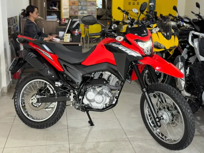 Motos Honda NXR 160 Bros 2025 no Brasil