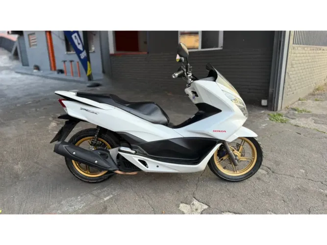 Motos Honda PCX 2016 no Brasil