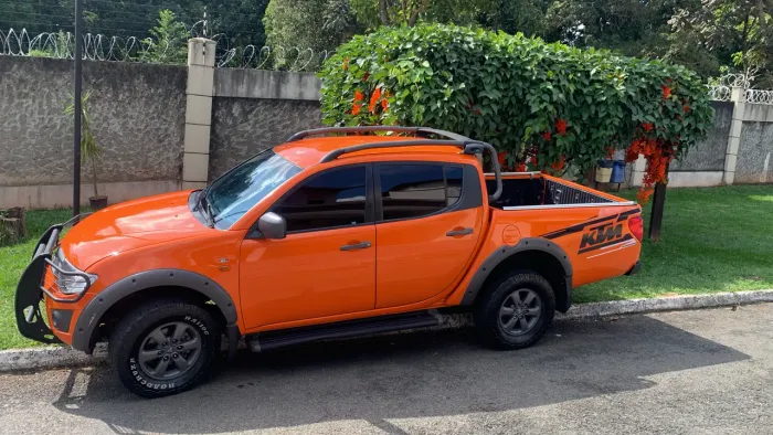 Mitsubishi L200 Usados e Novos