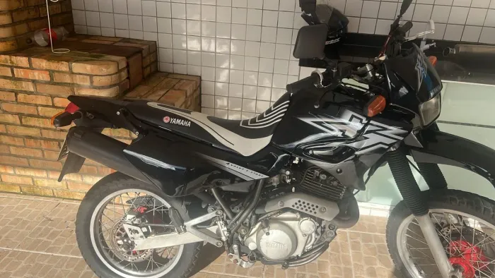 Motos Yamaha XT 600 E no Brasil