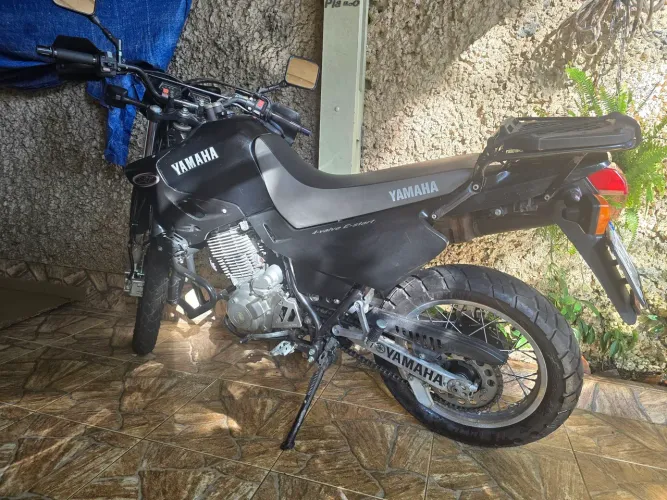 Motos Yamaha XT 600 E no Brasil