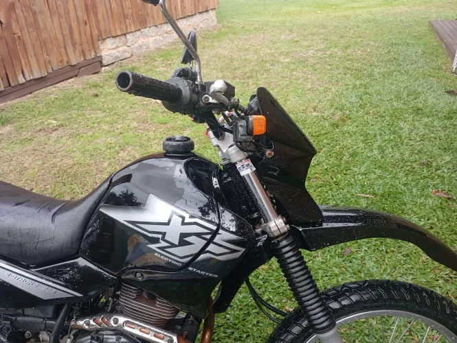 Motos Yamaha XT 225 no Brasil
