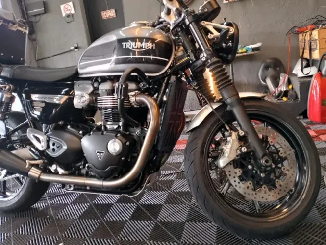 Motos Triumph Speed Twin 1200cc no Brasil