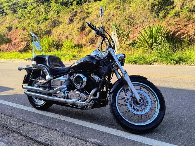 Motos Yamaha XVS 650 Drag Star no Brasil