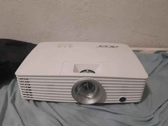 "datashow ou data show" - Projetores e Telas de Projeção no Brasil