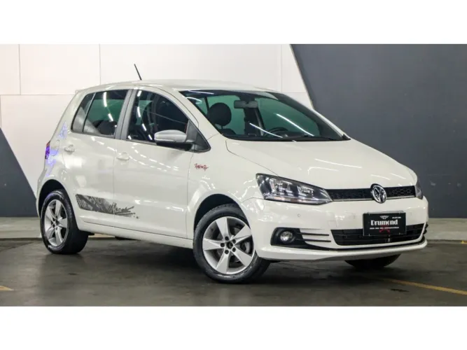 Volkswagen Fox Rock IN RIO 1.6 MI Total Flex 8V 5P Usados e Novos