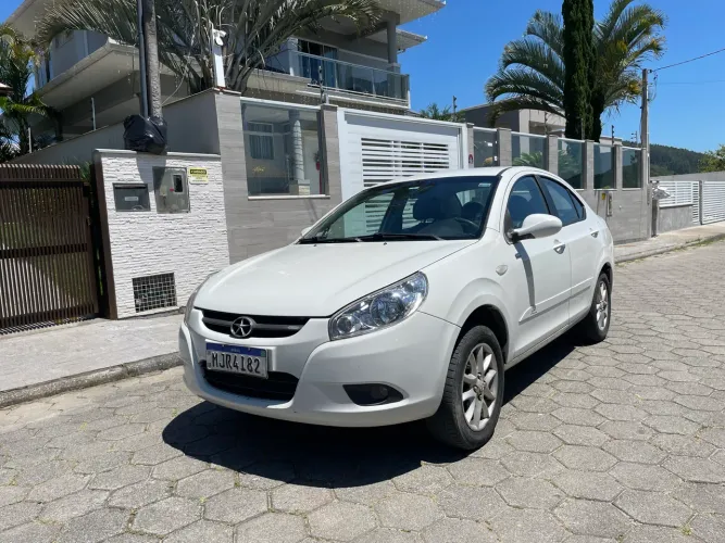 JAC J3 Turin Sedan 1.4 16V 4P Mec. Usados e Novos