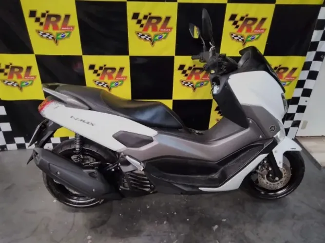 Motos Yamaha NMax 160 no Brasil