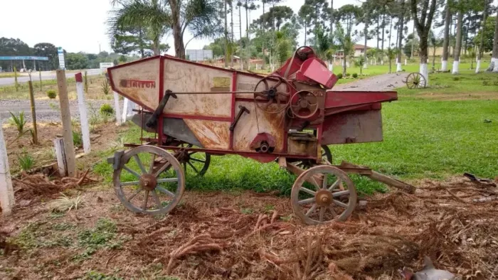 "trilhadeira" no Brasil