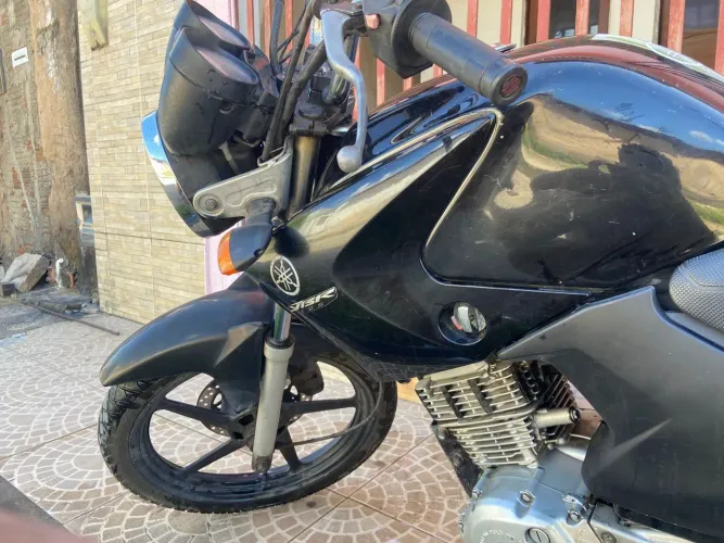 Motos Yamaha YBR 125 Factor E no Brasil