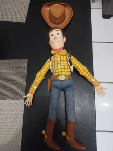 "boneco woody" no Brasil