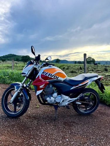Motos Honda CB 2014 no Brasil