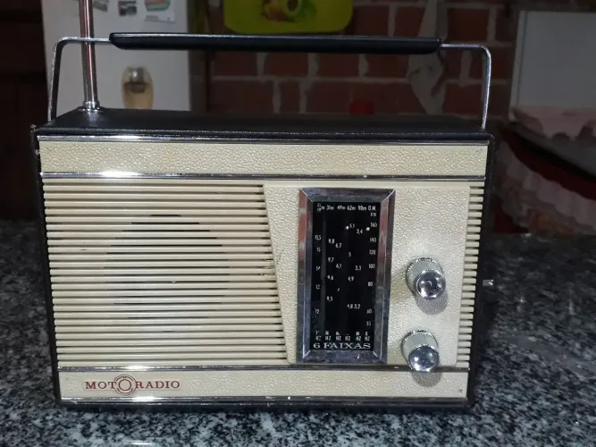 "radios motoradios antigos" no Brasil