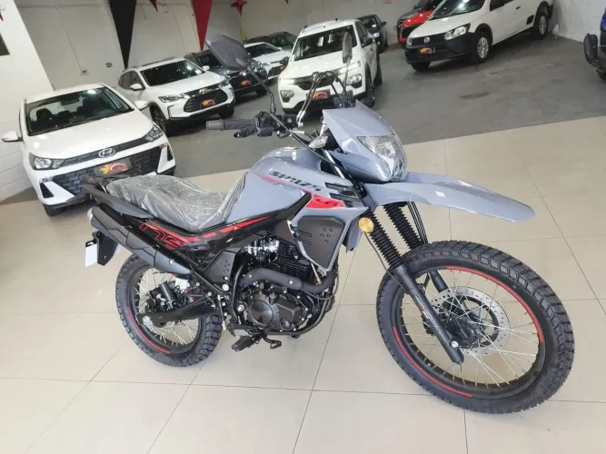 Motos Shineray SHI 175 S EFI no Brasil