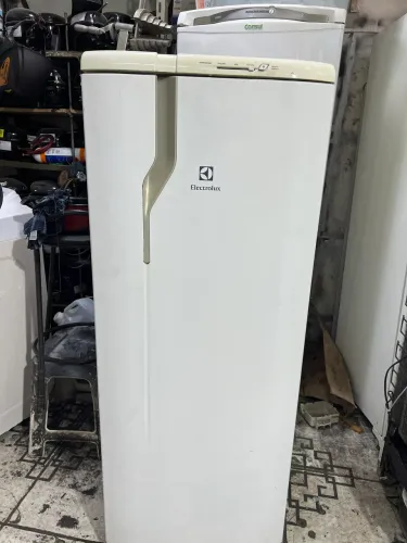 "geladeiras simples" - Geladeiras e Freezers no Brasil