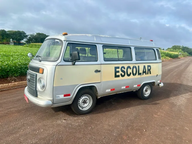 "carro escolar" no Brasil