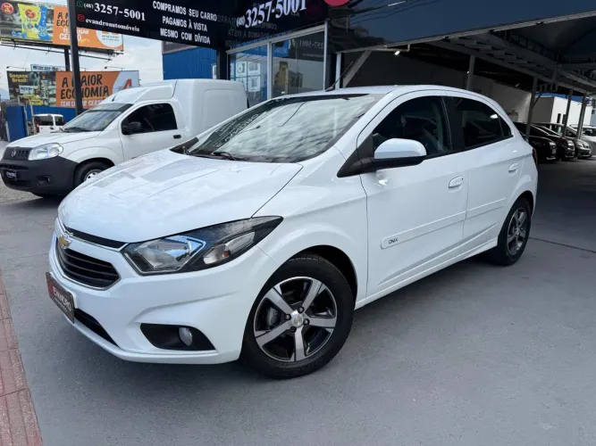 Chevrolet Onix 2018 Usados e Novos