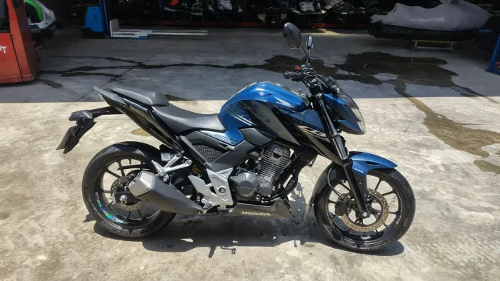 Motos Honda CB 300f Twister Flex 2026 no Brasil