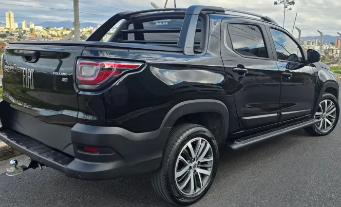 Fiat Strada Volcano 1.3 Flex 8V CD Aut. Usados e Novos