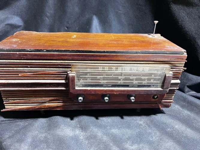 "radios motoradios antigos" no Brasil