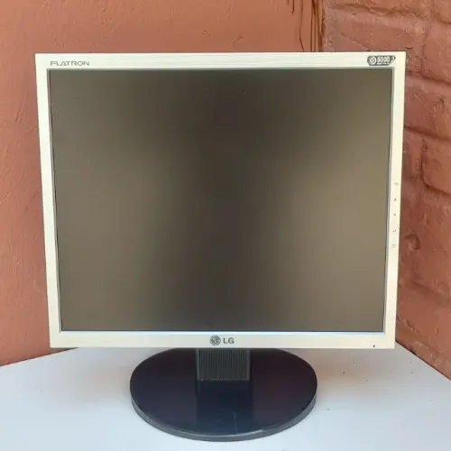 "monitor lcd lg flatron" - Monitores no Brasil