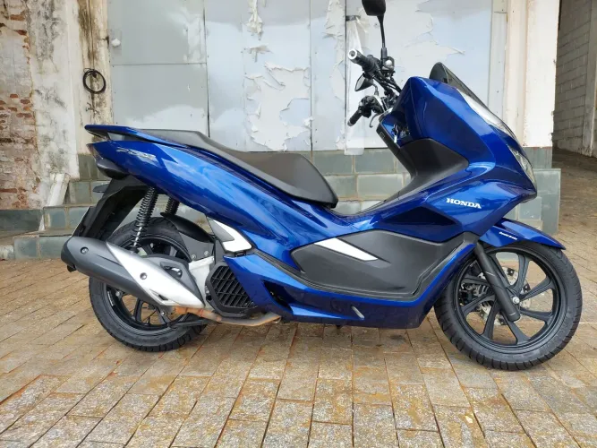 Motos Honda PCX 2021 no Brasil