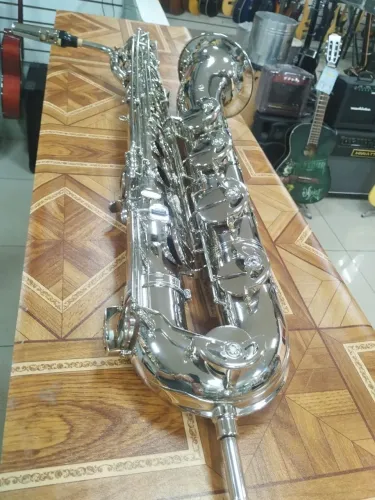 "sax baritono" - Instrumentos musicais no Brasil