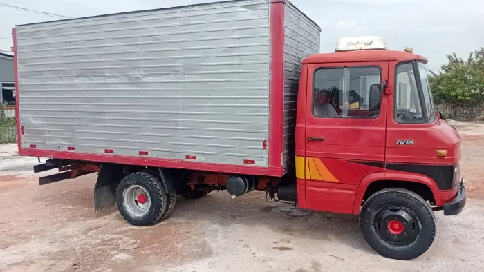 "mercedes mb 608" - Caminhões no Brasil