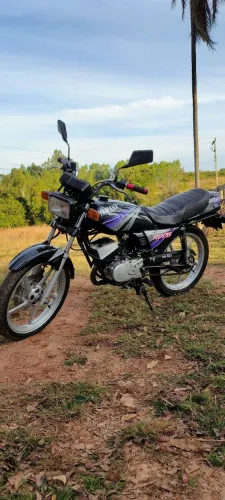 Motos Yamaha RD 135 no Brasil