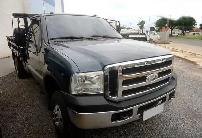 "f4000 4x4" no Brasil