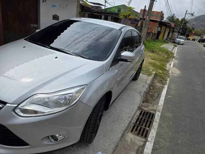 "ford focus 2015" - Carros Usados e Novos à venda
