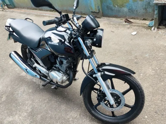 Motos Honda CG 150 FAN Esi/ 150 FAN ESI Flex no Brasil