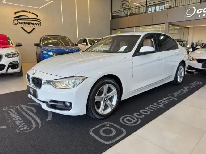 BMW 320I A 2.0 Turbo/activeflex 16V 184cv 4P Usados e Novos