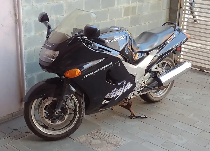 Motos Kawasaki Ninja Zx-11 1100cc no Brasil